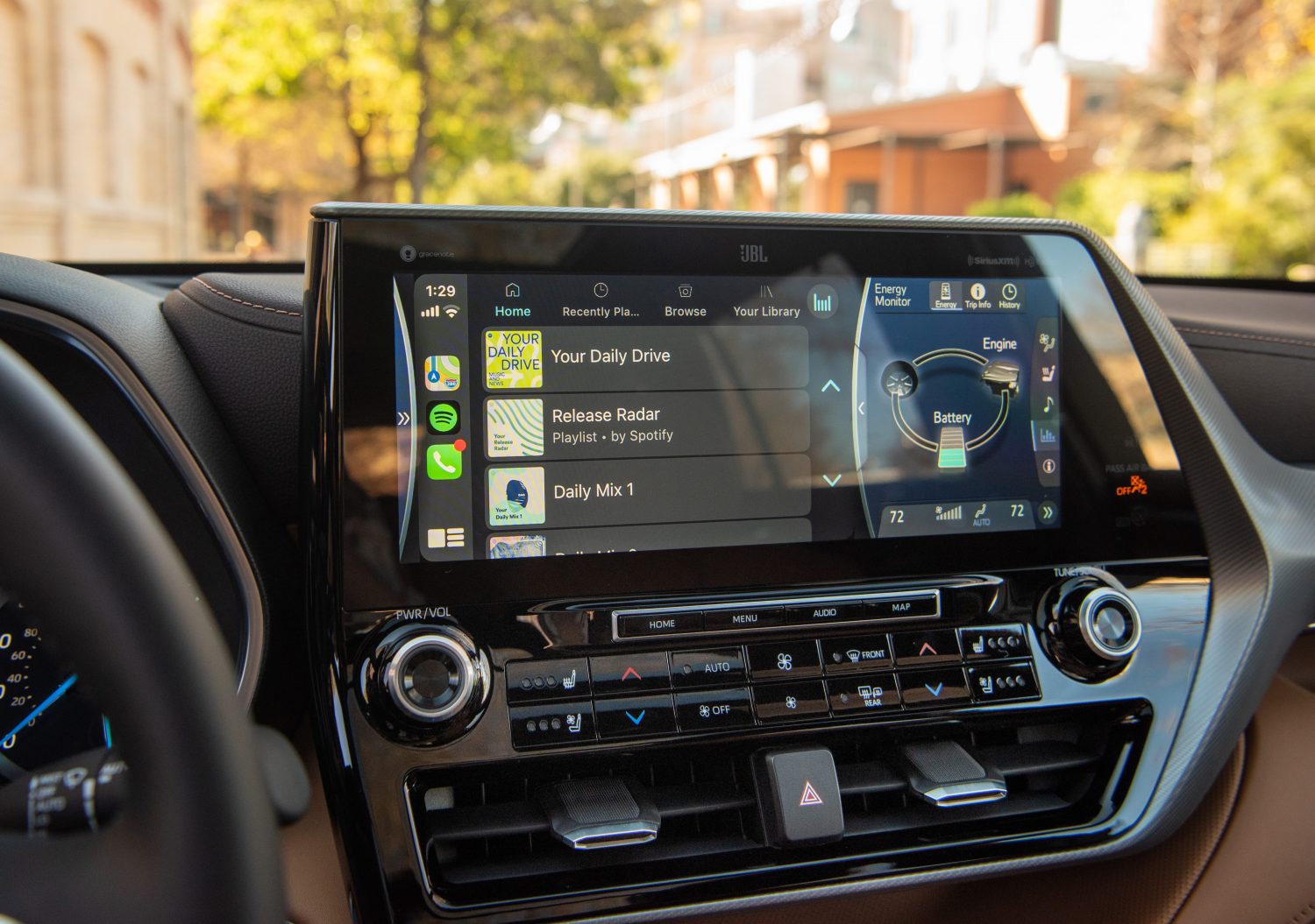 The Toyota Highlander hybrid is a big three-row with a buzzy engine ...