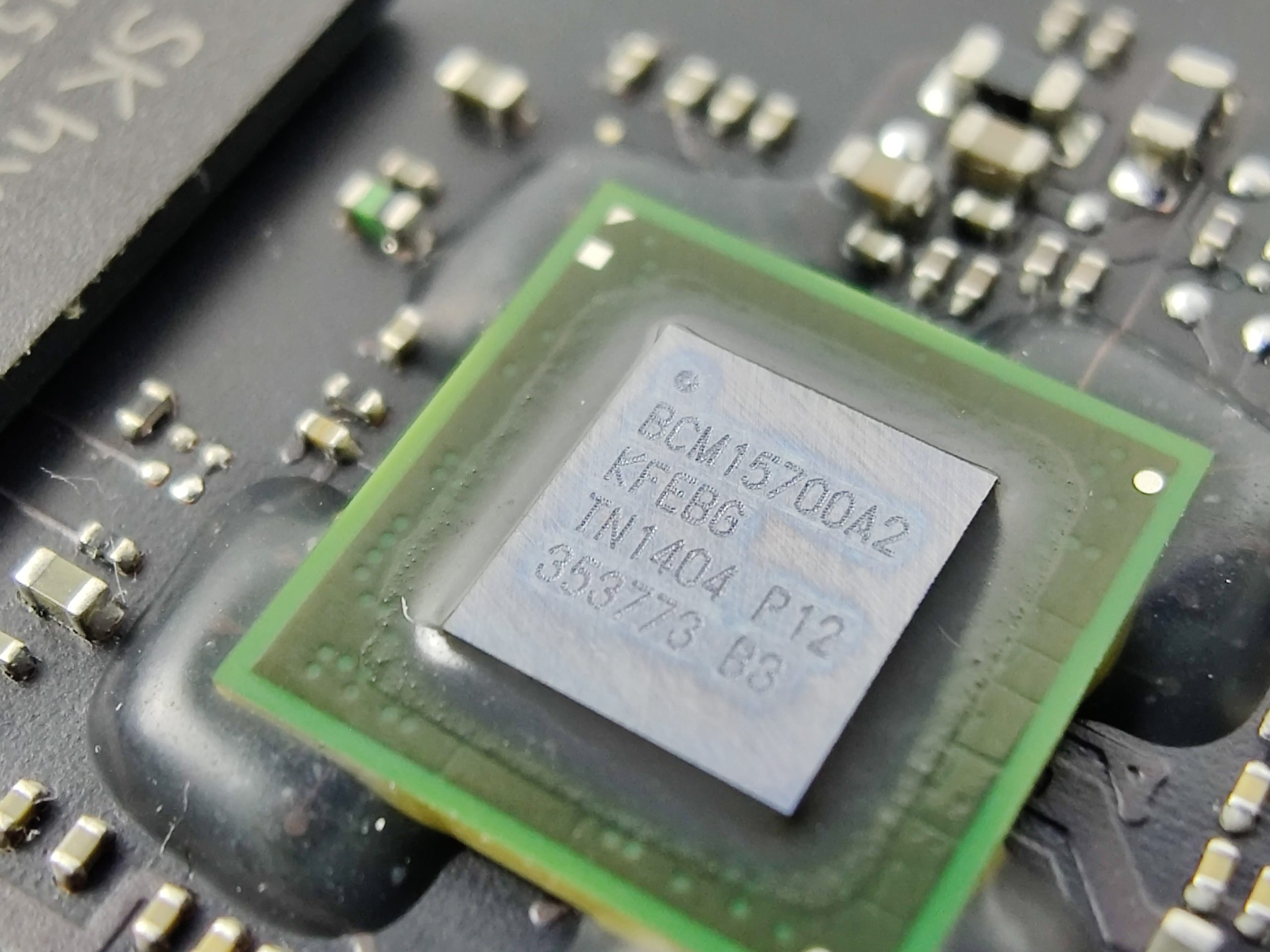 OnePlus 9 Pro Review—Keeping the slightest lead in front of Samsung ...