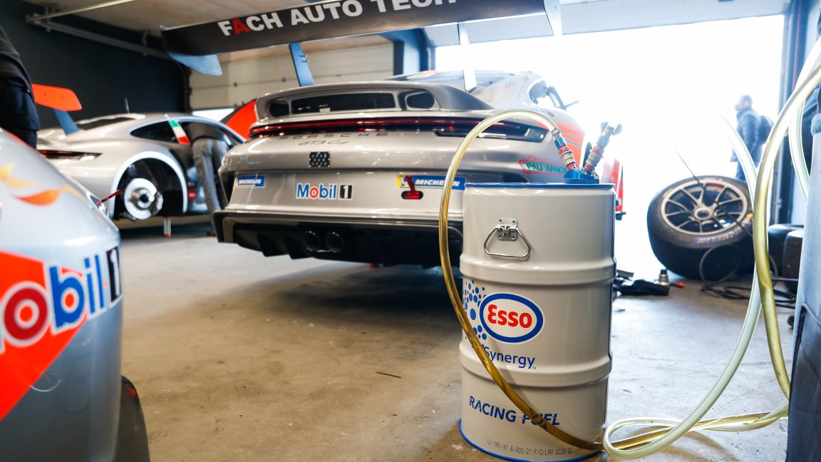 Porsche will start testing a lower-carbon biofuel in racing - Ars Technica