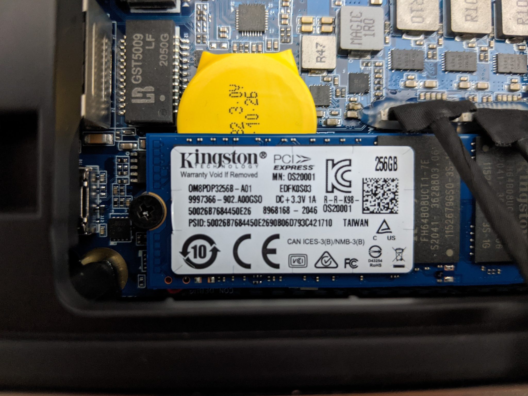 Minisforum U850—solid hardware and easy upgrades in a little box - Ars ...