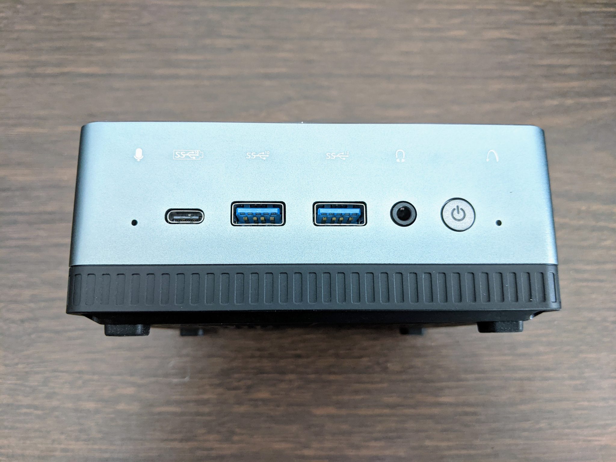 Minisforum U850—solid hardware and easy upgrades in a little box - Ars ...