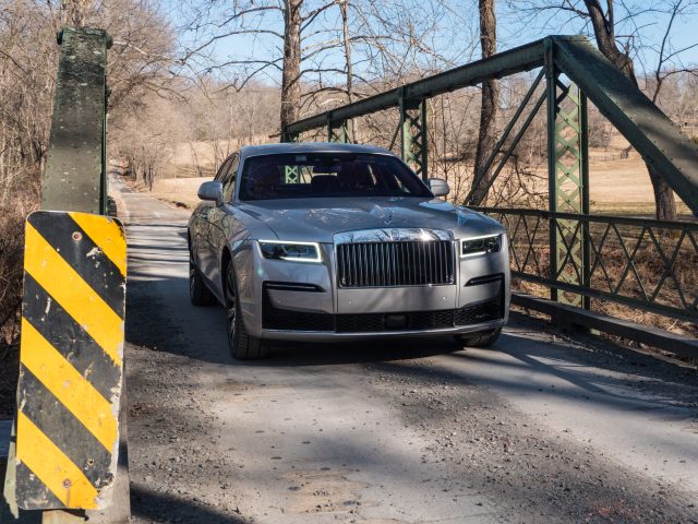 The Rolls-Royce Ghost: A magic carpet ride that costs as much as a ...