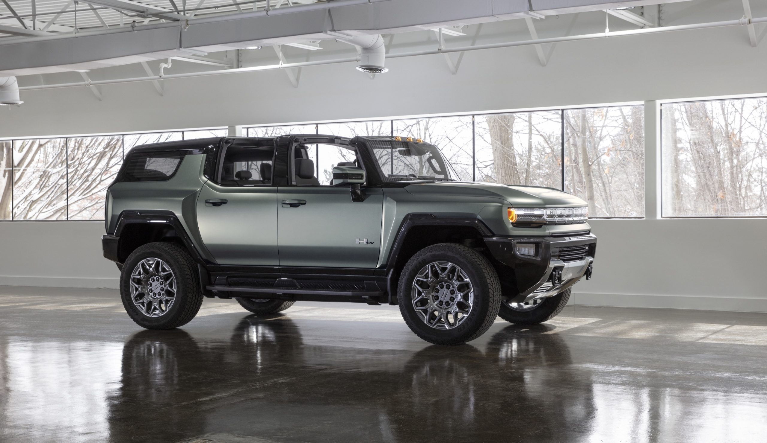 This 830-horsepower, crab-walking SUV will be the second Hummer EV ...