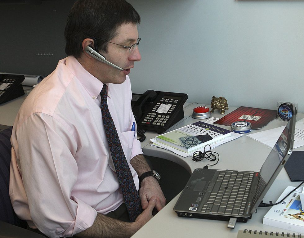 Microsoft acquires Nuance—makers of Dragon speech rec—for $16 billion ...