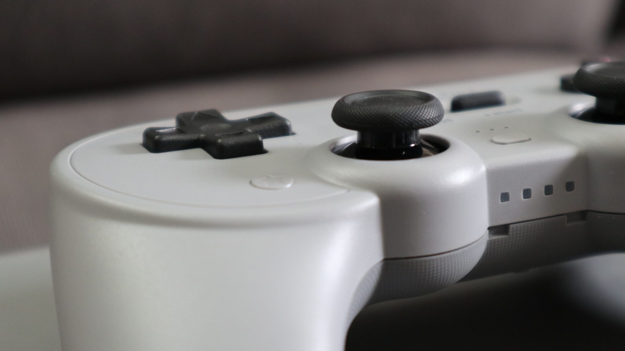 8Bitdo Pro 2 gamepad review: A $50 bargain for cool features, killer ...