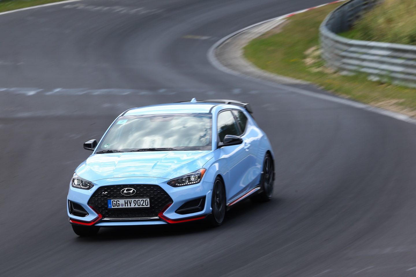 Believe the hype: The Hyundai Veloster N is a darn good hot hatch - Ars ...