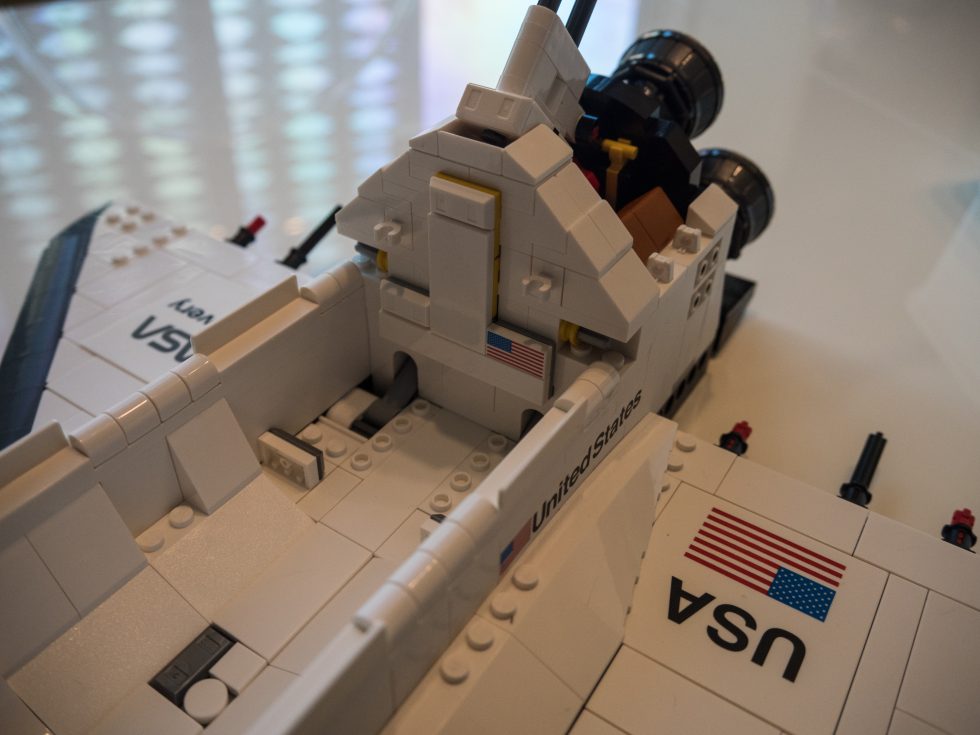 Lego has a new 2,354-piece NASA Space Shuttle set, and it’s awesome ...