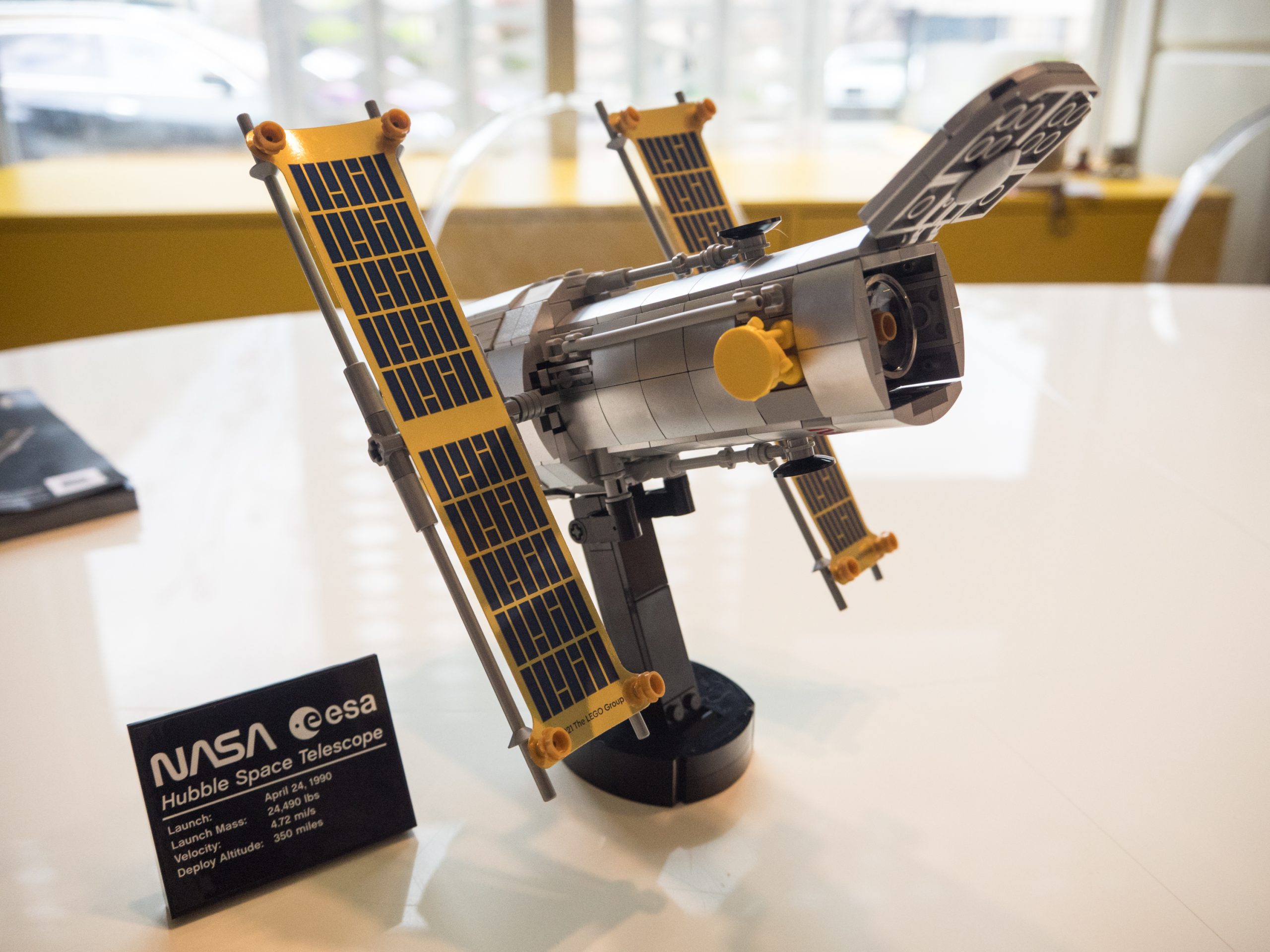 Lego has a new 2,354-piece NASA Space Shuttle set, and it’s awesome ...