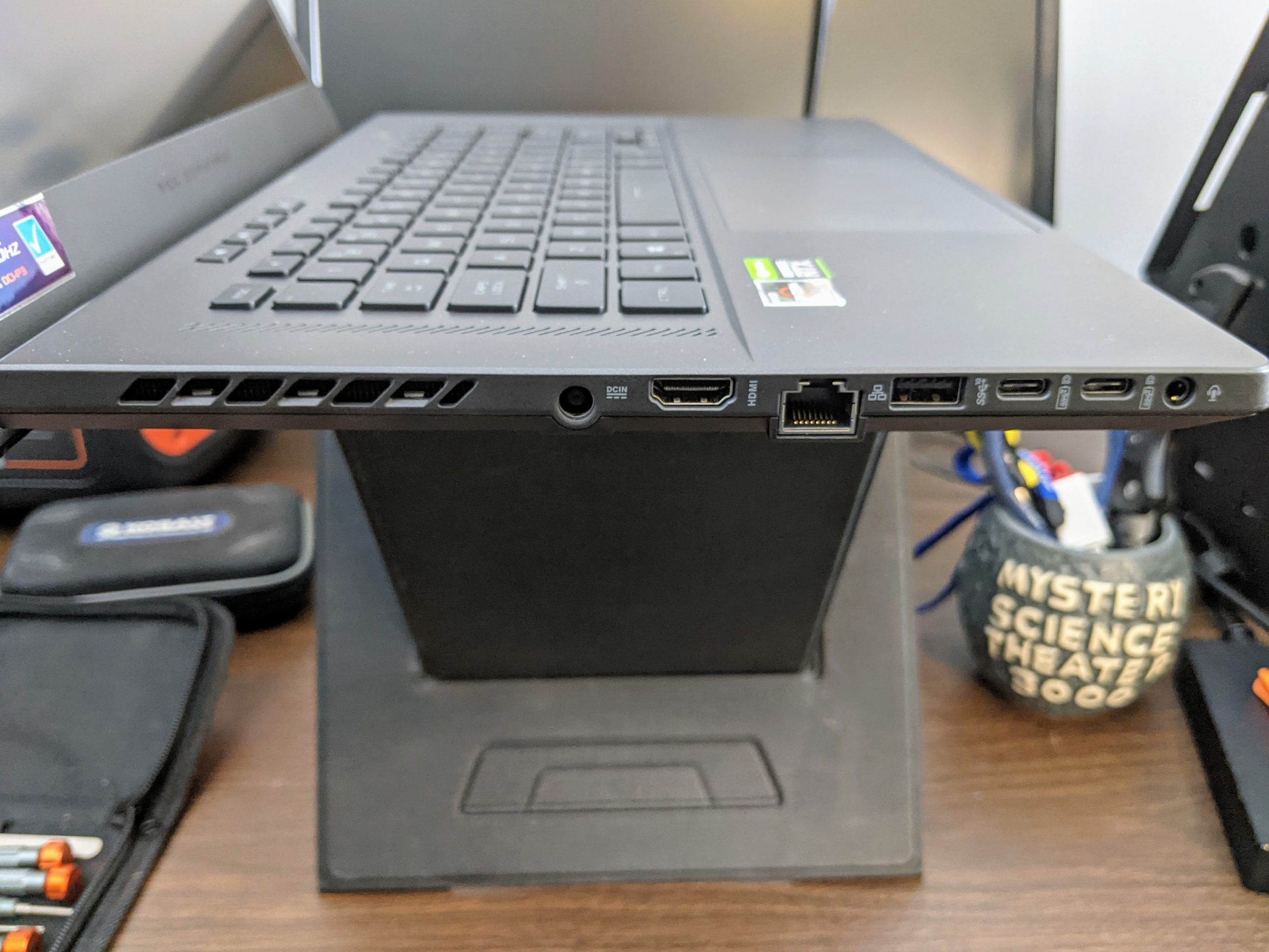 Almost everything we’d want in a gaming laptop—the Asus ROG Zephyrus ...