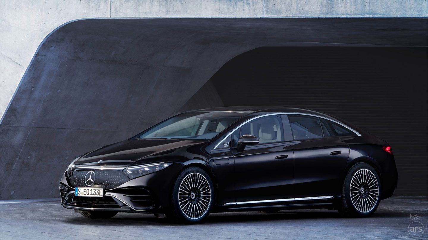 Mercedes goes all out with its new electric luxury sedan, the EQS - Ars ...