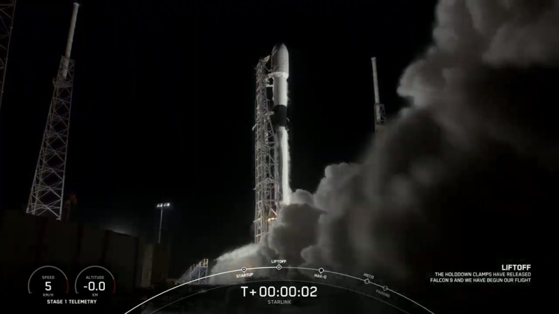 A SpaceX booster now trails only 4 space shuttles in flight experience ...