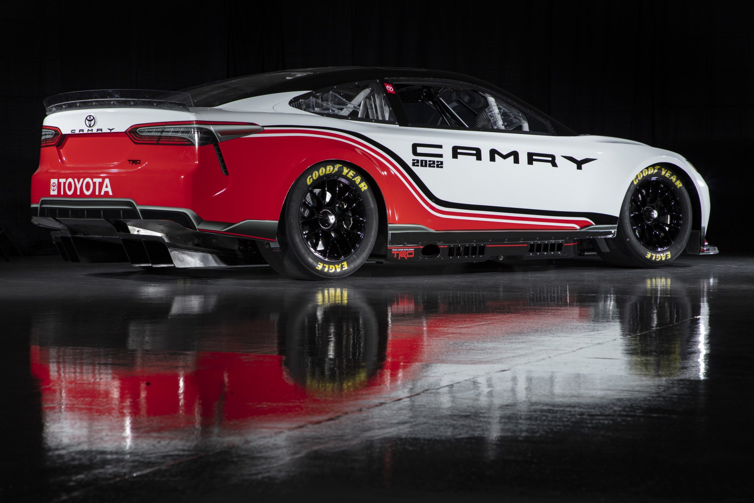 NASCAR ditches decades of tradition for its Next Gen race car - Ars ...