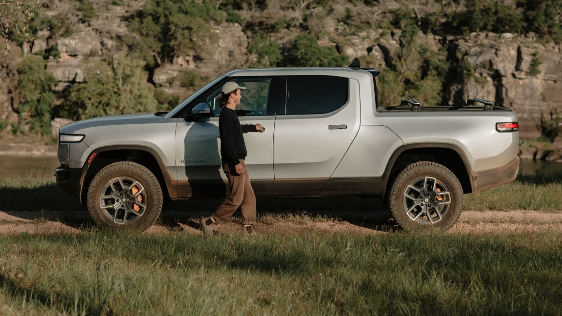 Rivian surprises, outrages EV truck buyers with 20% price hike [Updated ...