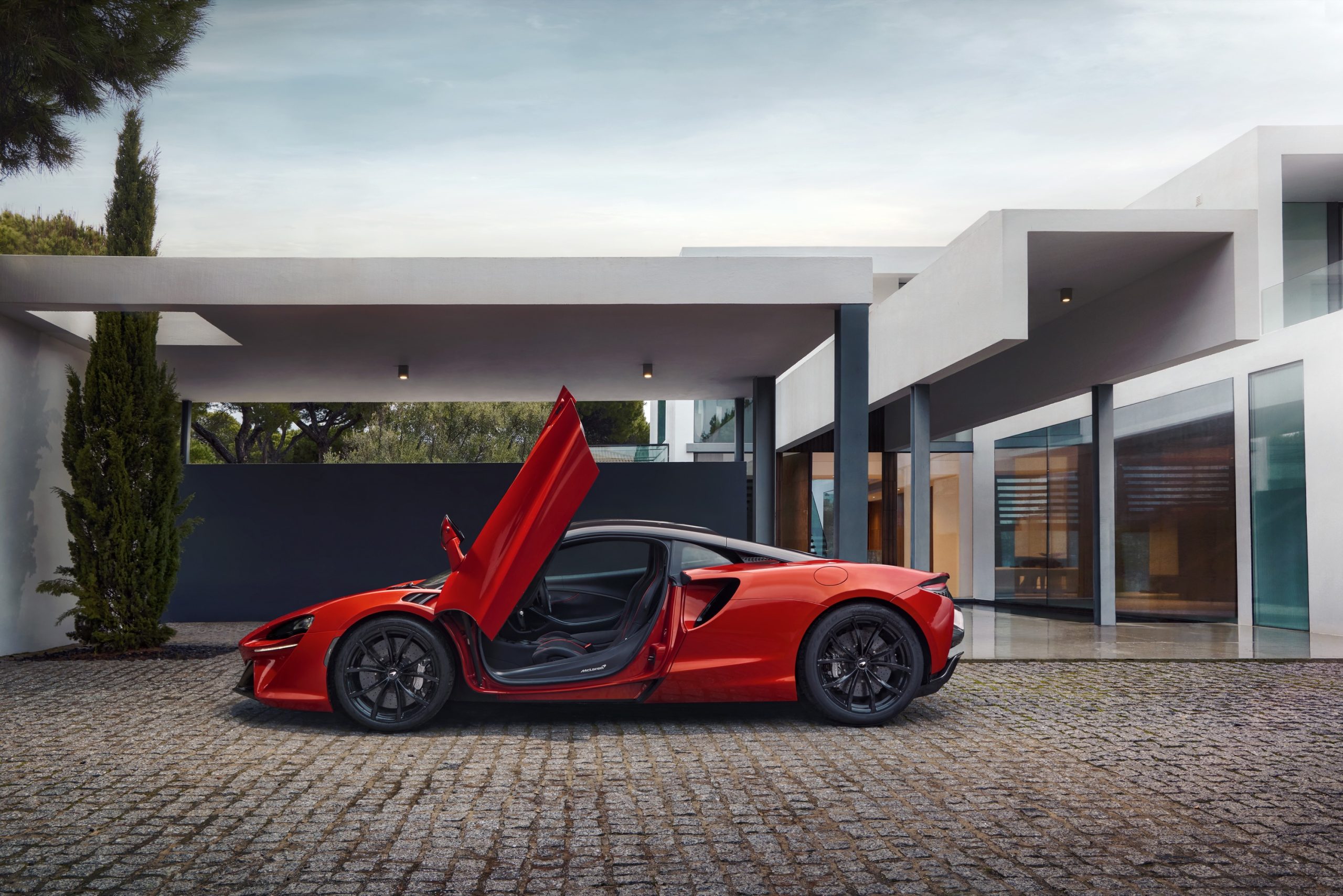 McLaren goes with a clean-sheet chassis and engine for Artura supercar ...