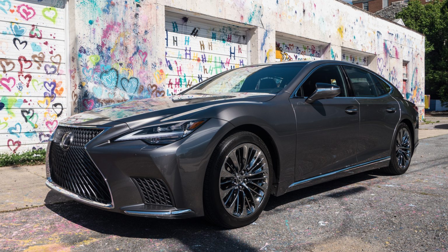 The Lexus LS500 is beautifully crafted, but some tech shows its age ...