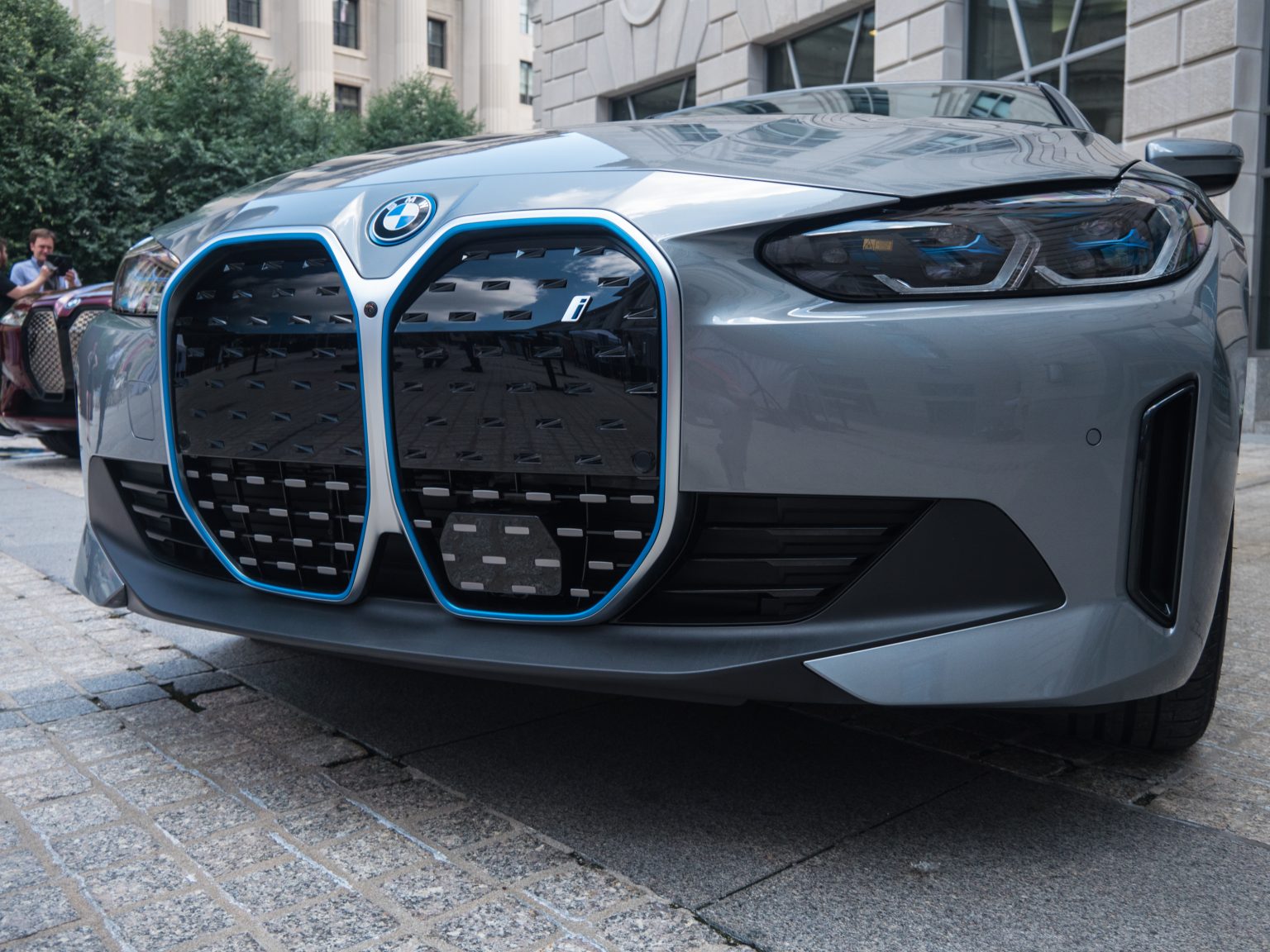 BMW abandons the i3, the car that could have birthed a bright electric ...