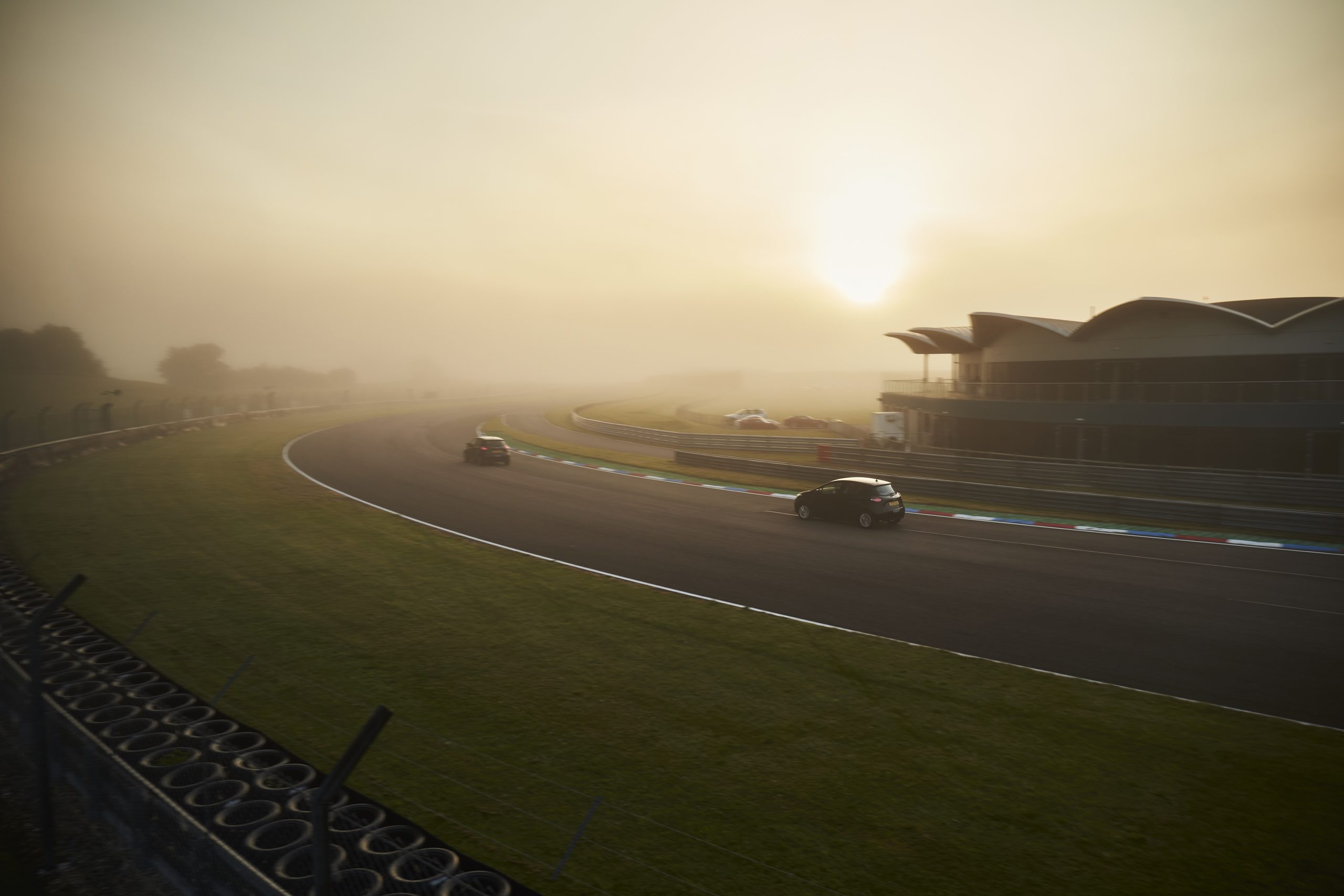 British veterans set a new hypermiling record of 9.14 miles per kWh ...