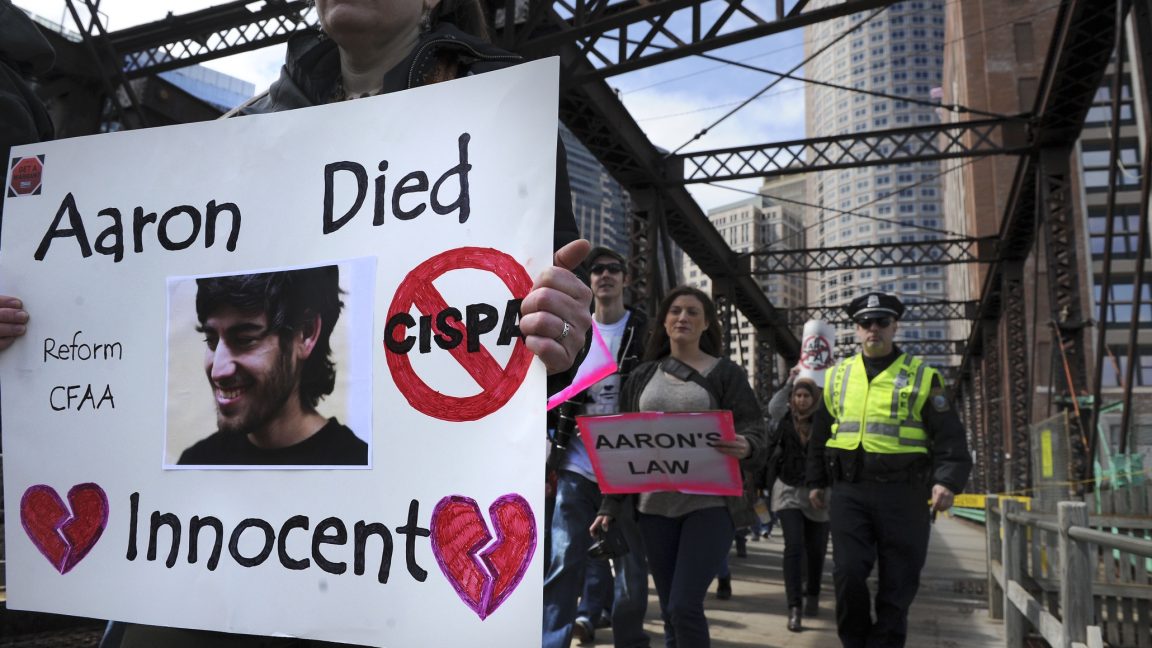 Supreme Court reins in definition of crime under controversial hacking ...