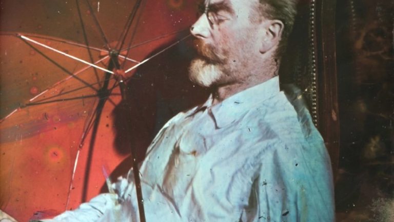 Physicists unlock multispectral secrets of earliest color photographs ...