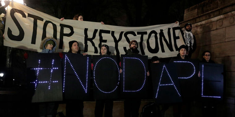 Keystone XL pipeline canceled after Biden scraps US permit | Ars Technica