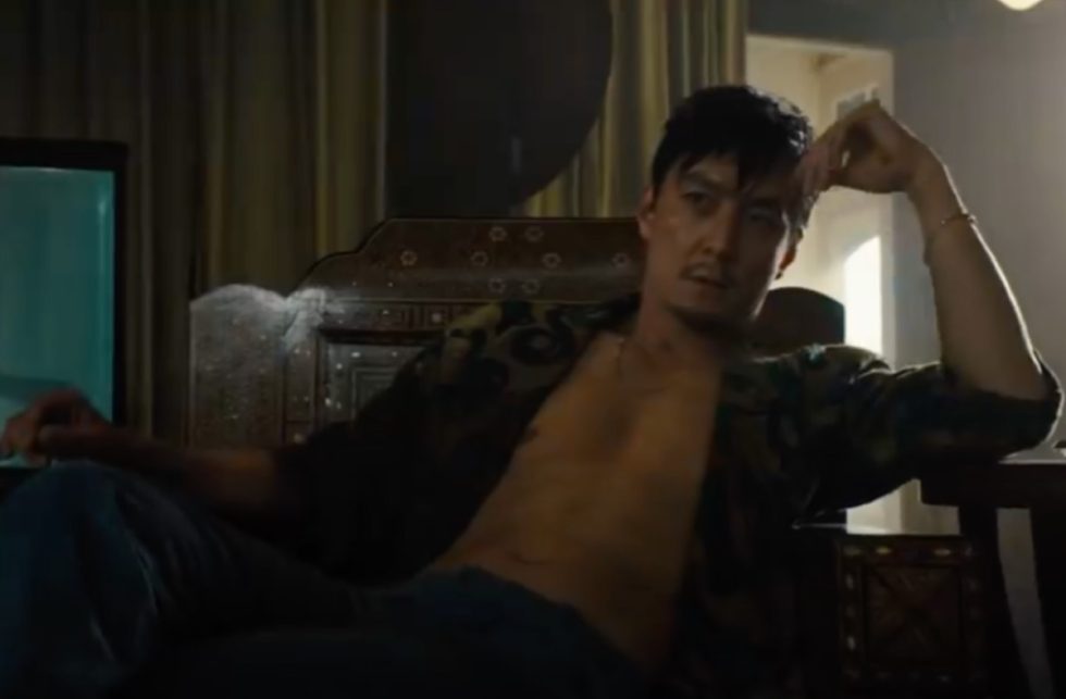 Warner Bros. releases trailer for noir-esque sci-fi thriller ...