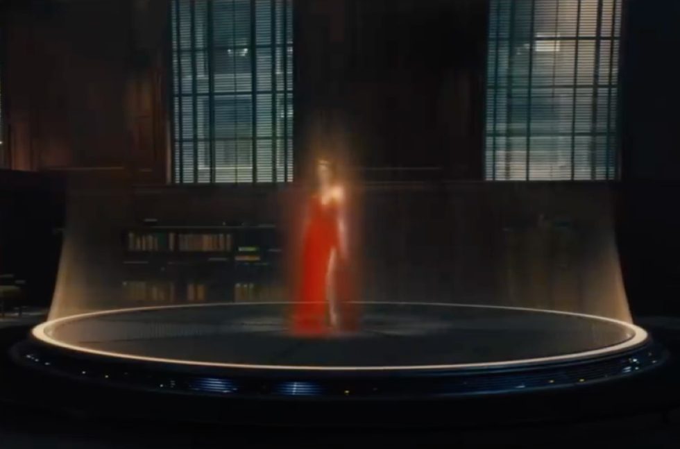 Warner Bros. releases trailer for noir-esque sci-fi thriller ...