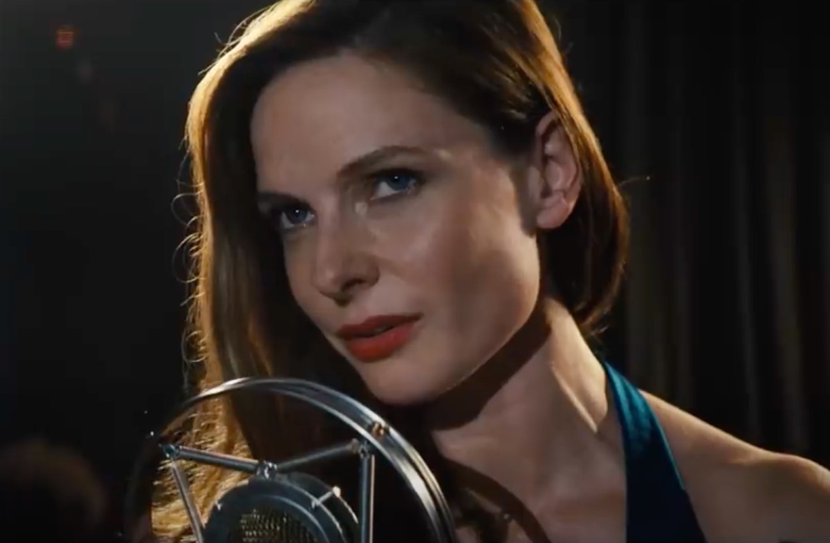 Warner Bros. releases trailer for noir-esque sci-fi thriller ...