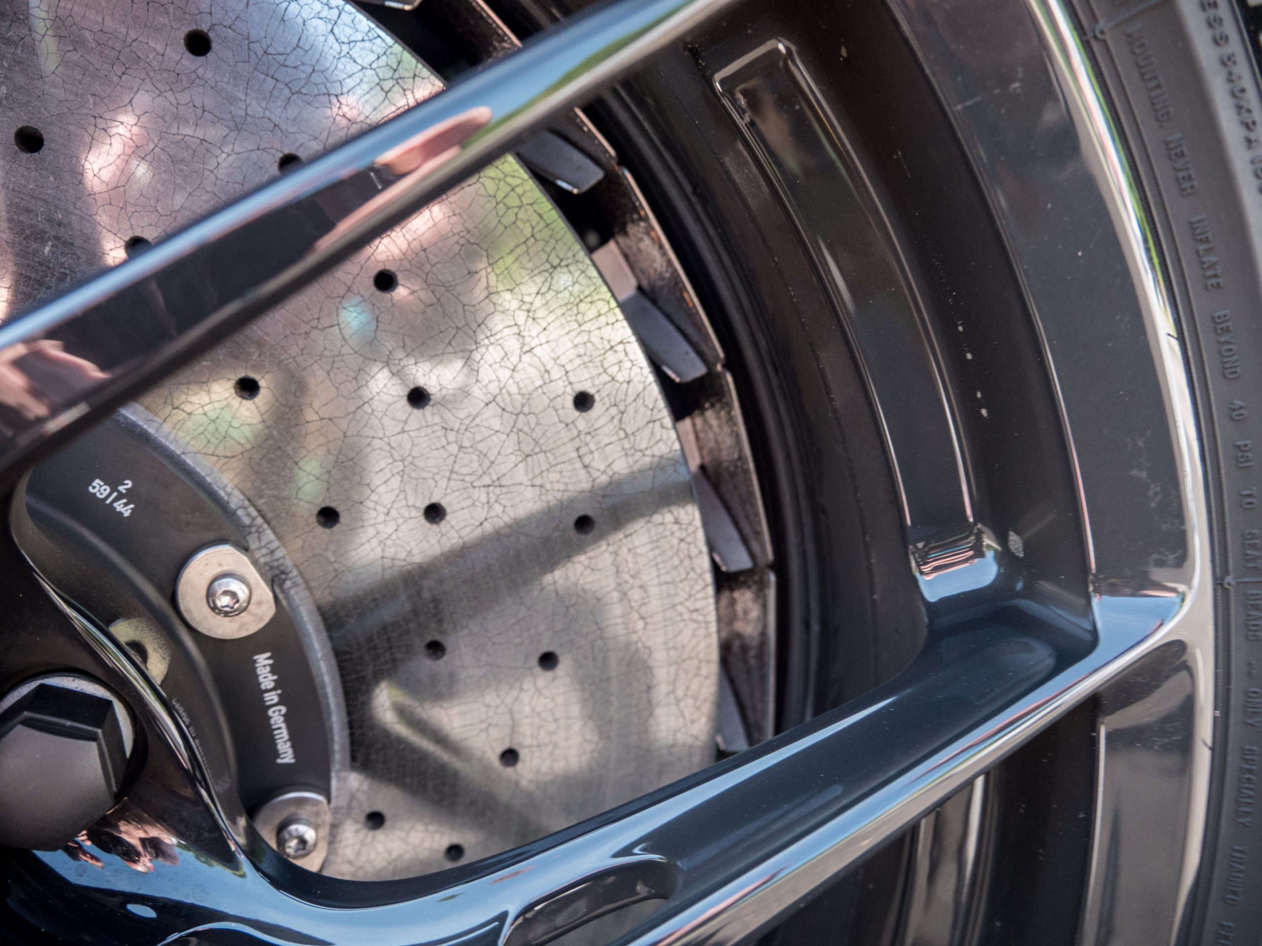 What’s it like to drive a Bugatti Chiron Pur Sport… in traffic? - Ars ...