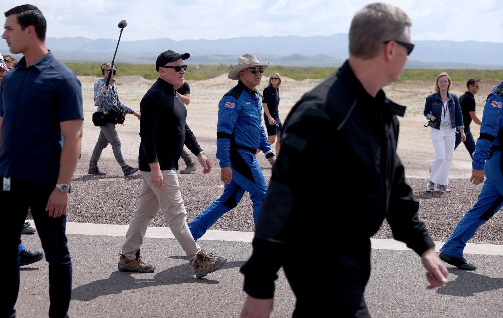 Jeff Bezos finally got rid of Bob Smith at Blue Origin - Ars Technica