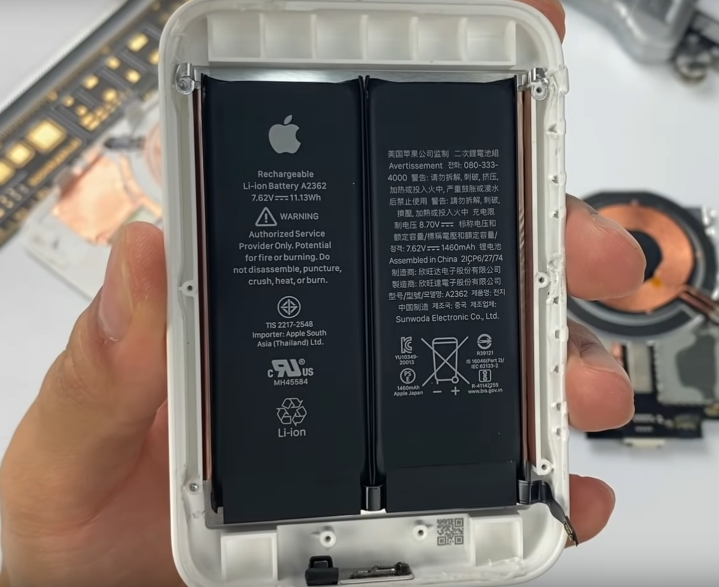 Teardown reveals how much capacity Apple’s $99 MagSafe Battery Pack has ...