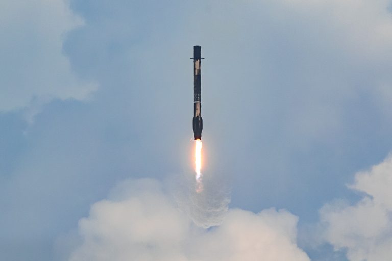 Here’s what a Falcon 9 looks like after 8 flights to space in a year ...