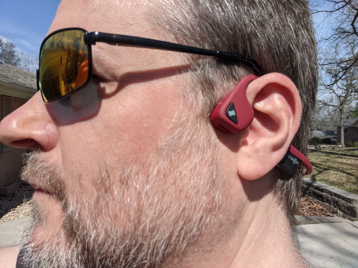 Bone-conduction headphones: Long-term test and review of AfterShokz ...