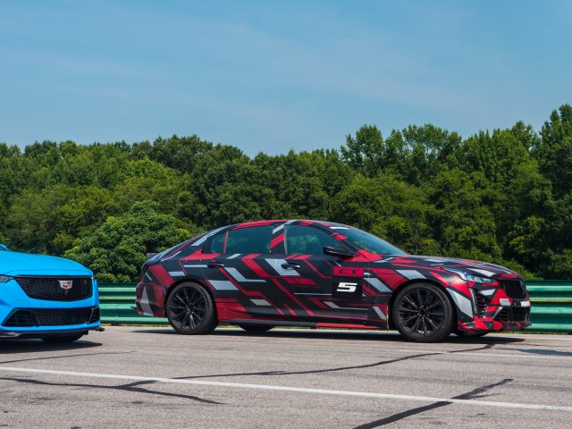 Cadillac says goodbye to the performance V8 with 200 mph CT5-V ...