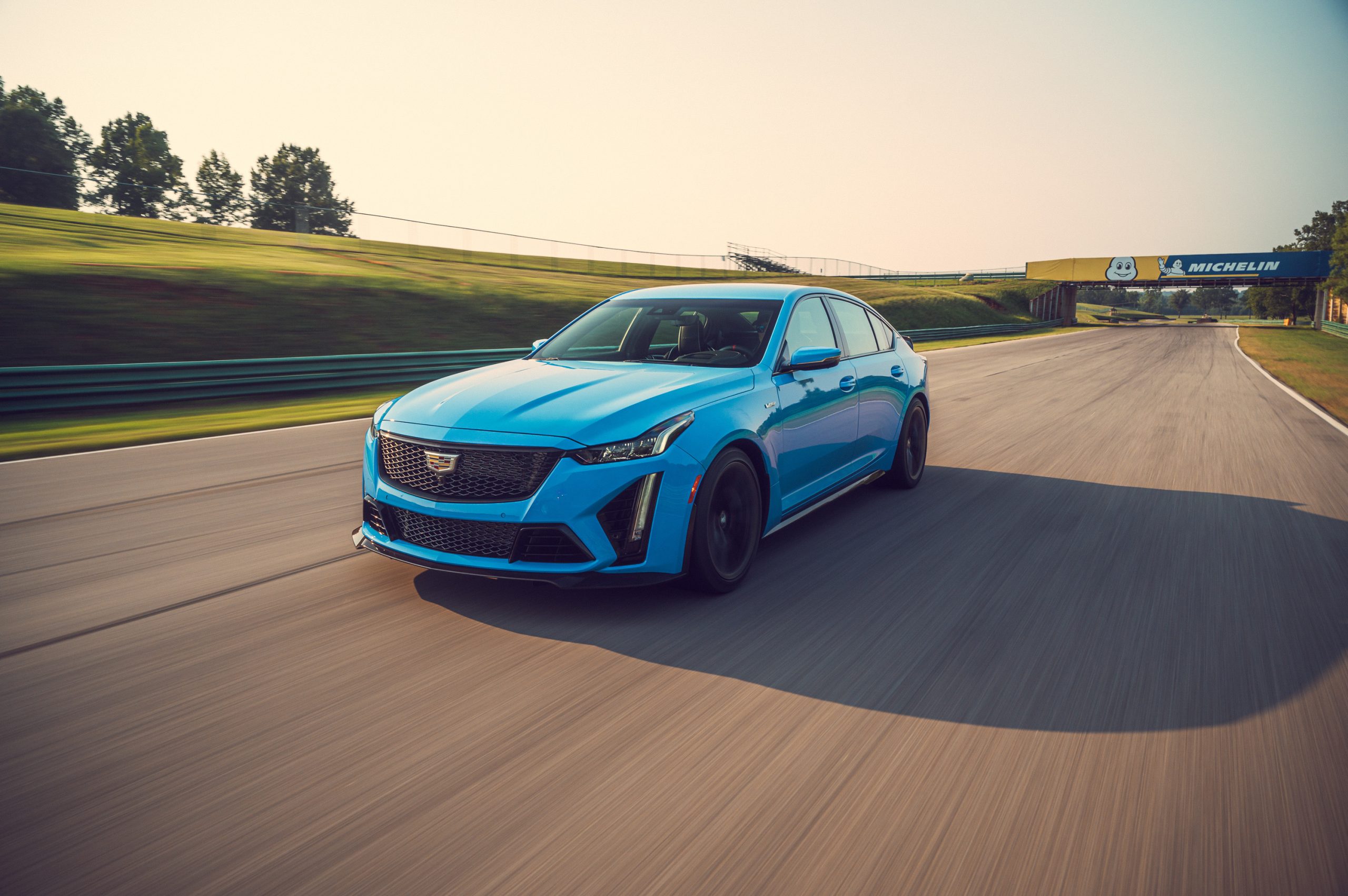 Cadillac says goodbye to the performance V8 with 200 mph CT5-V ...