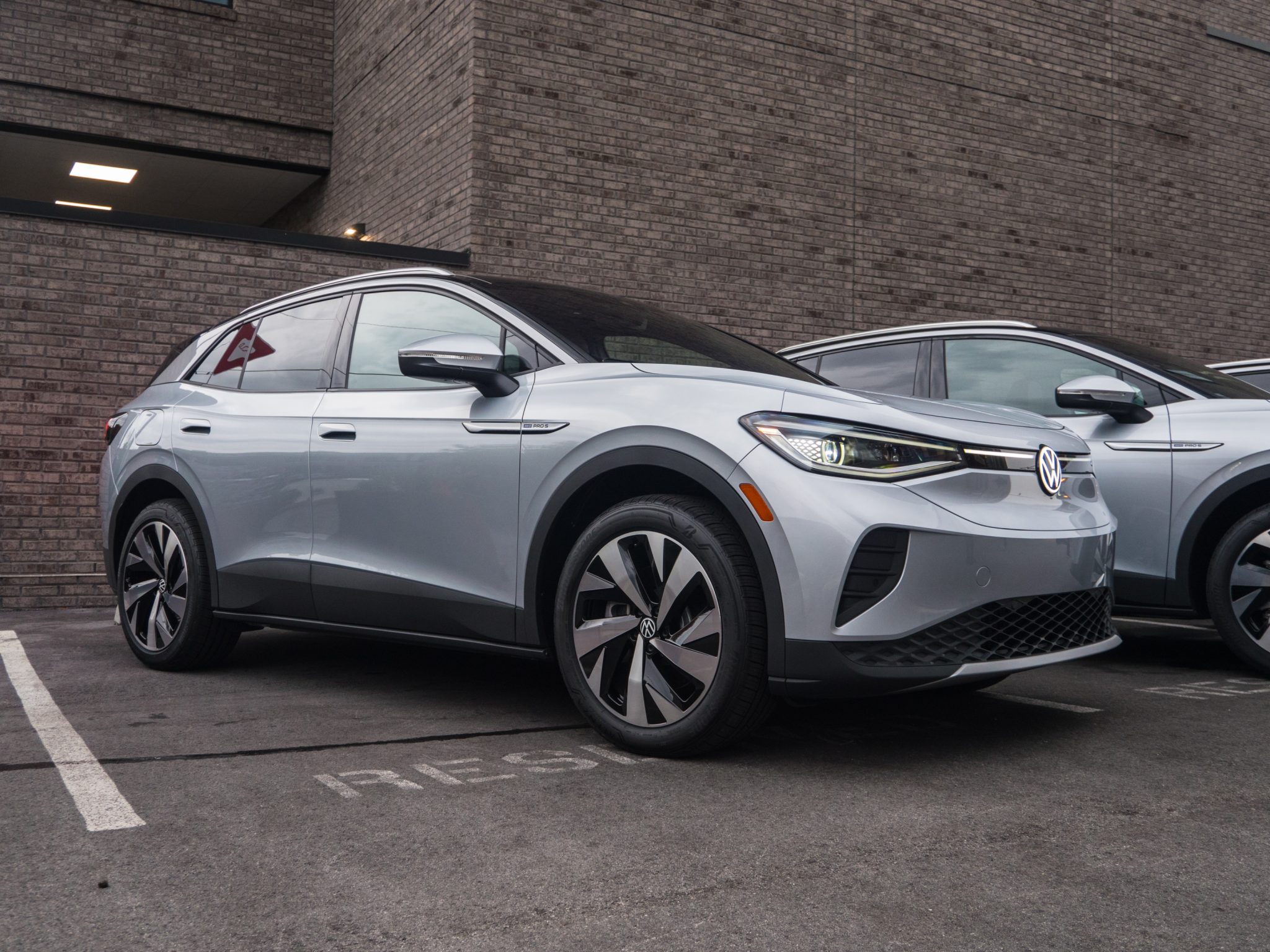 Volkswagen’s electric ID.4 was already good—does AWD change that? - Ars ...