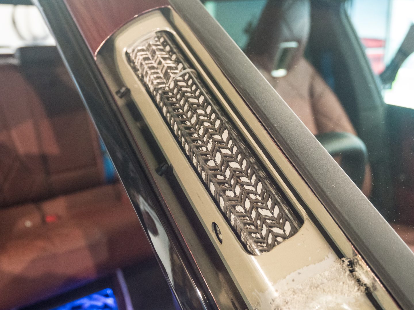 Forget the looks, love the tech: The $83,200 BMW iX electric SUV - Ars ...