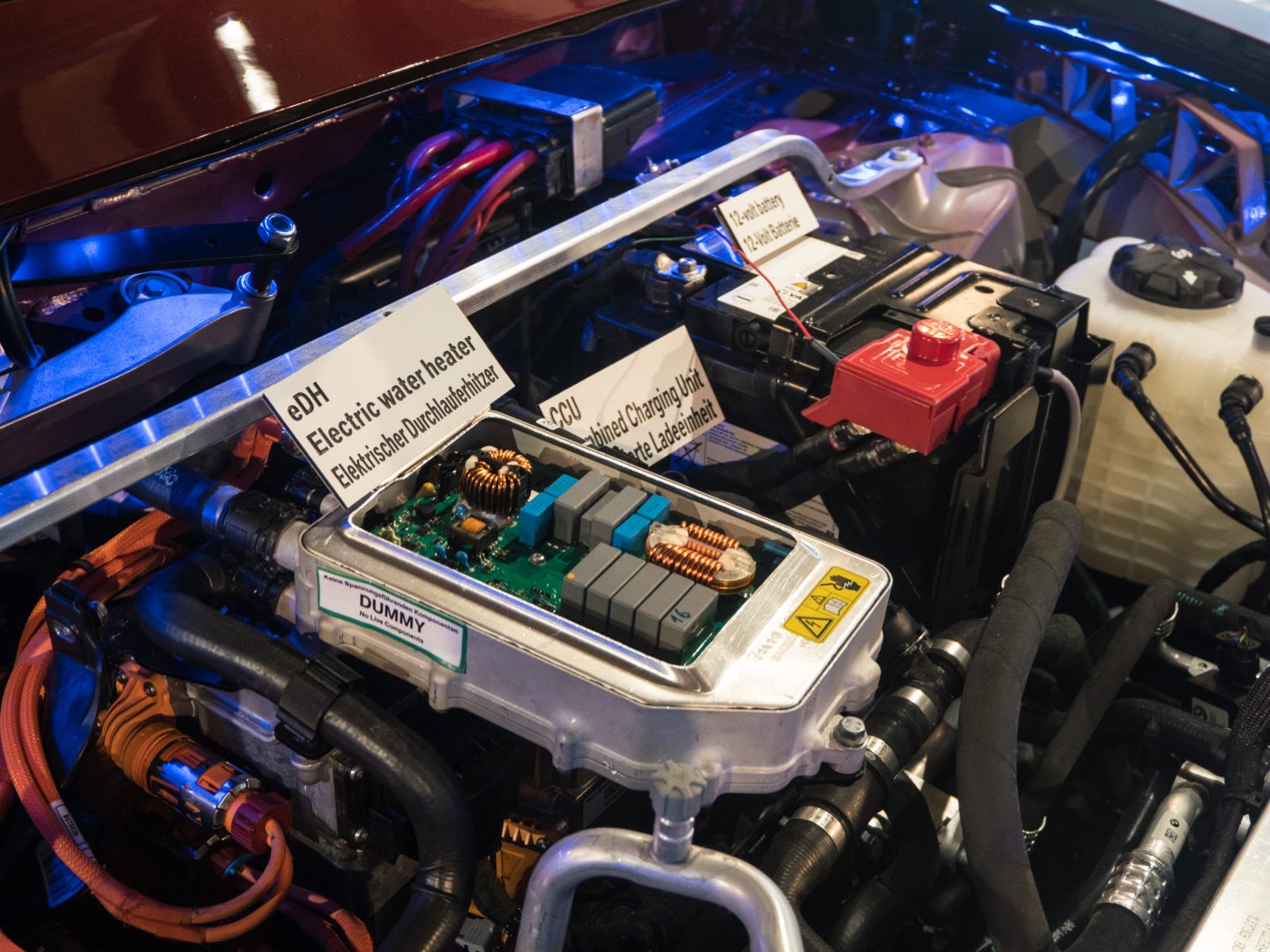 Forget the looks, love the tech: The $83,200 BMW iX electric SUV - Ars ...