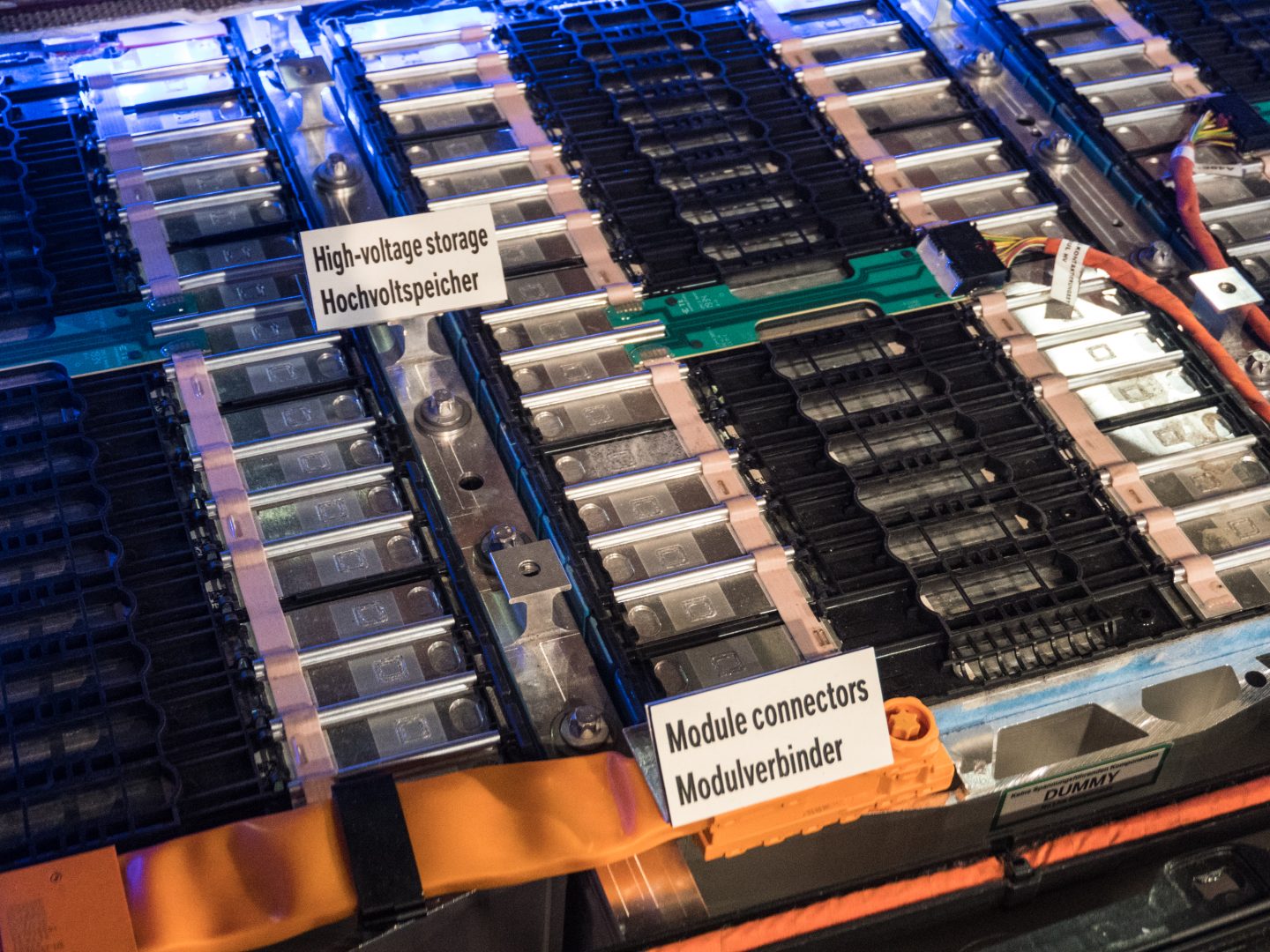 Forget the looks, love the tech: The $83,200 BMW iX electric SUV - Ars ...