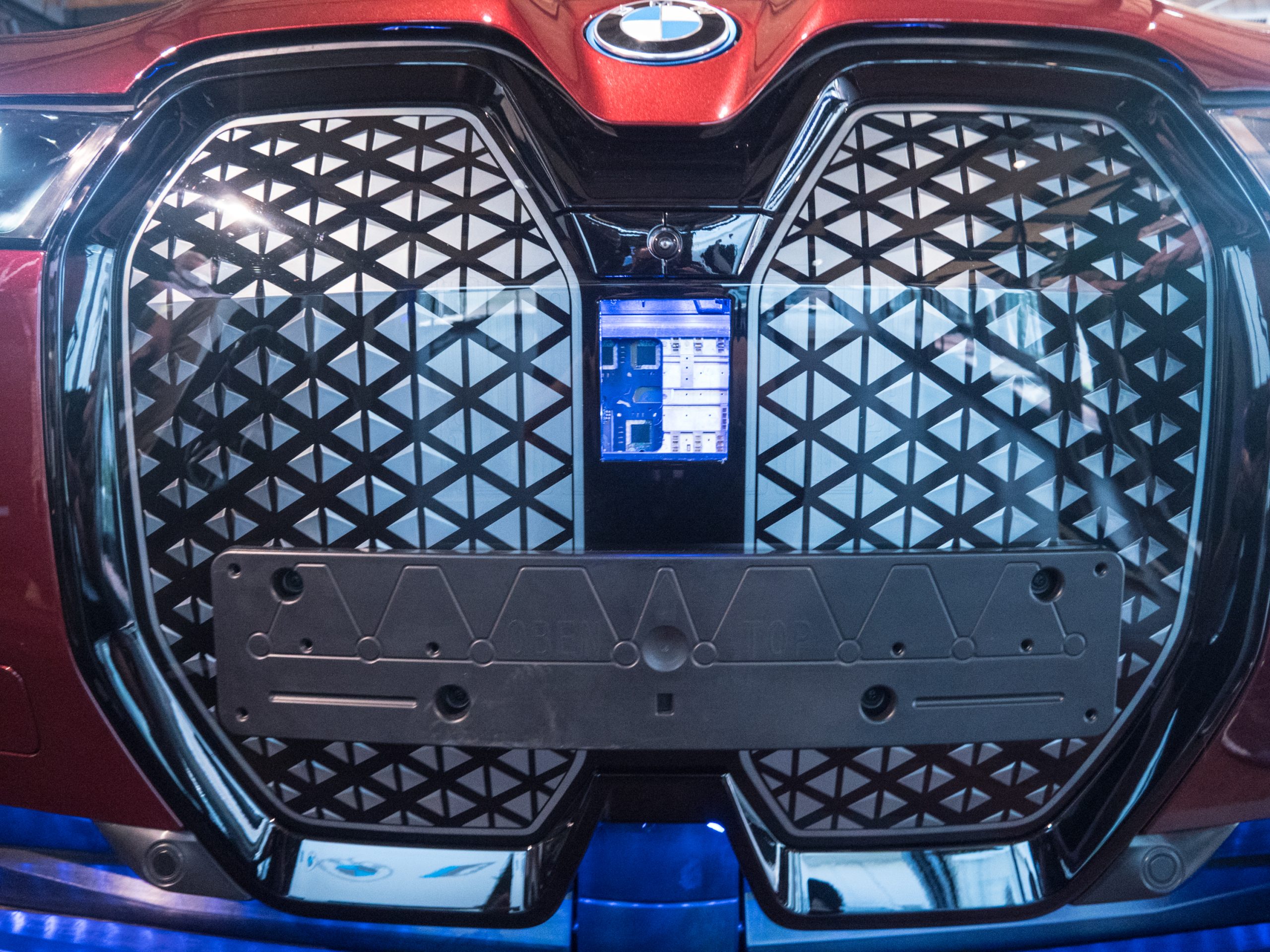 Forget the looks, love the tech: The $83,200 BMW iX electric SUV - Ars ...