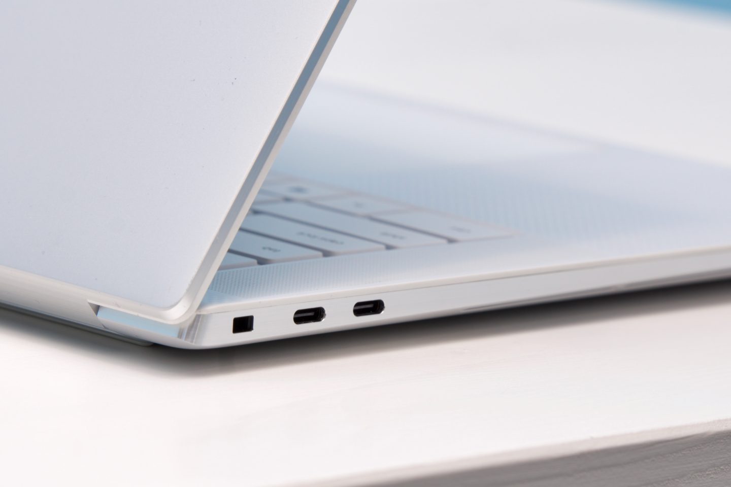 Dell XPS 15 9510 review: Come for the screen, stay for everything else ...