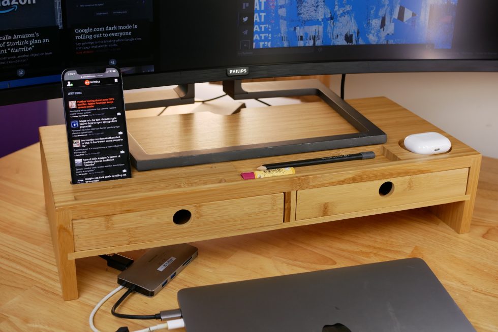 Our 22 favorite desk accessories for a more organized and comfy ...