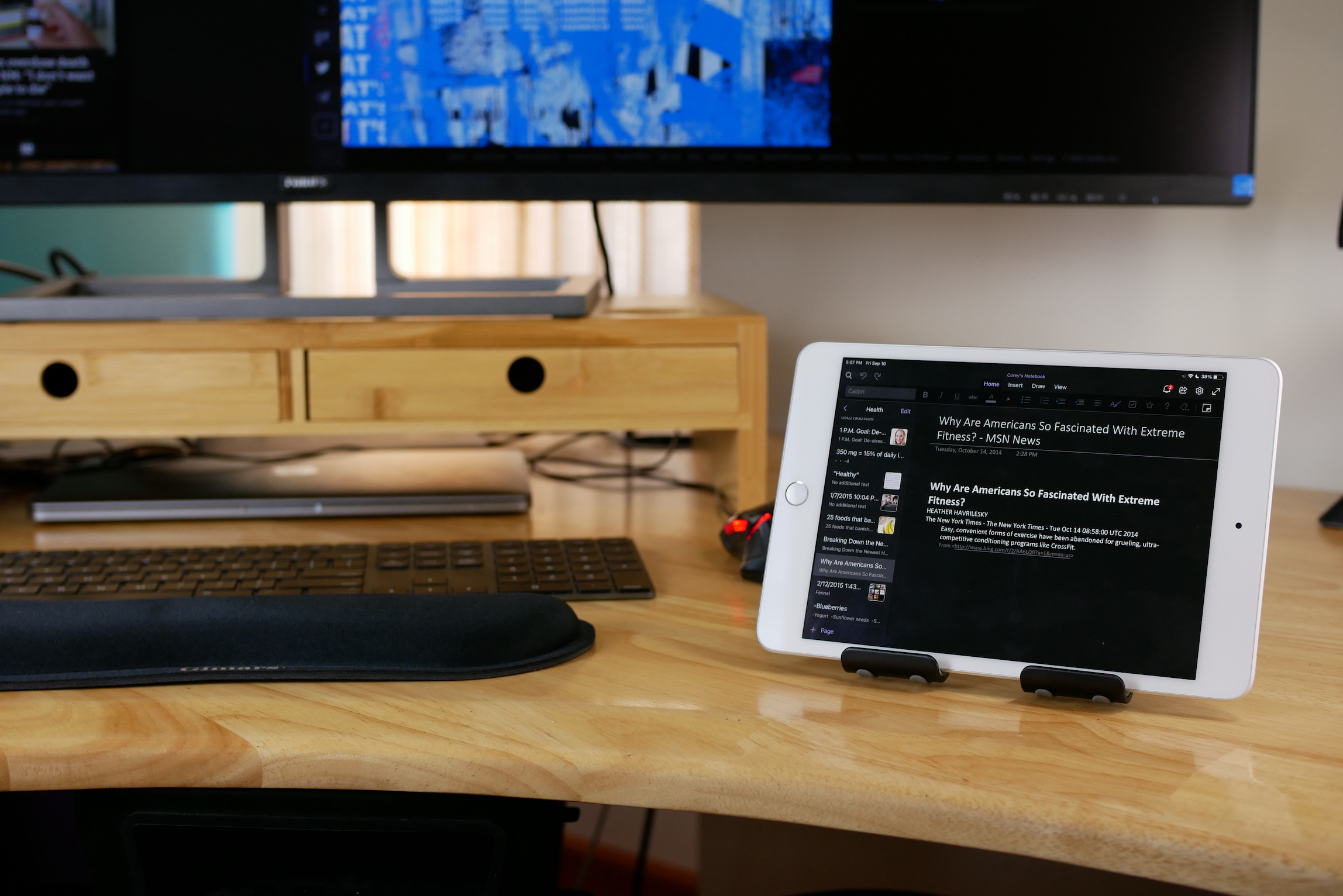 Our 22 favorite desk accessories for a more organized and comfy ...