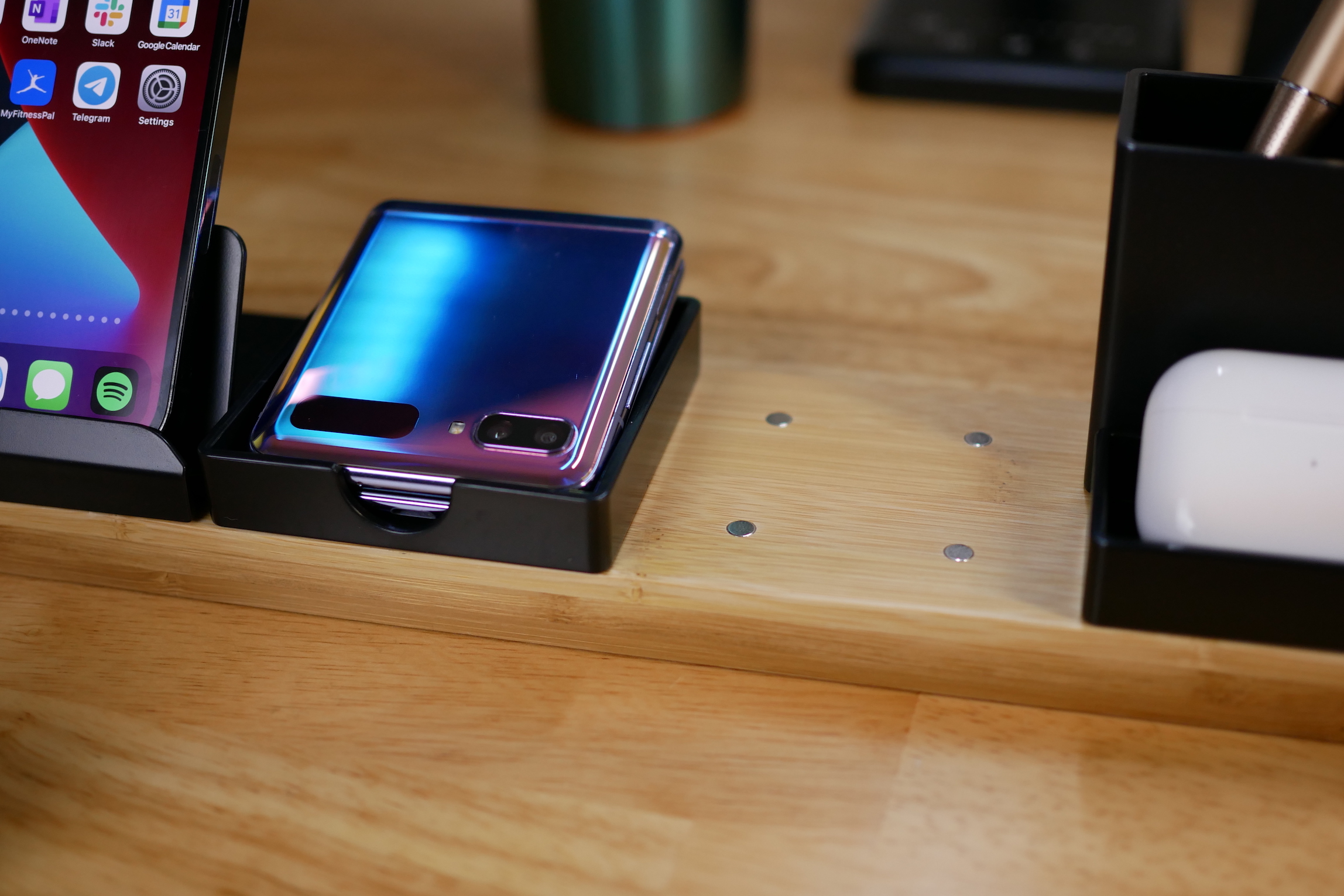 Our 22 favorite desk accessories for a more organized and comfy ...