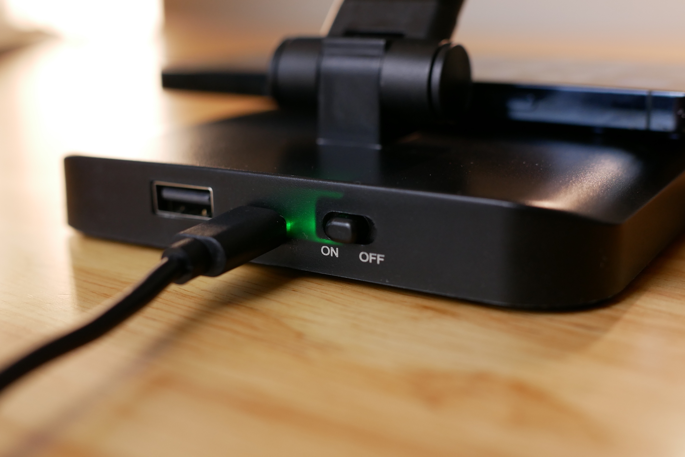 Our 22 favorite desk accessories for a more organized and comfy ...