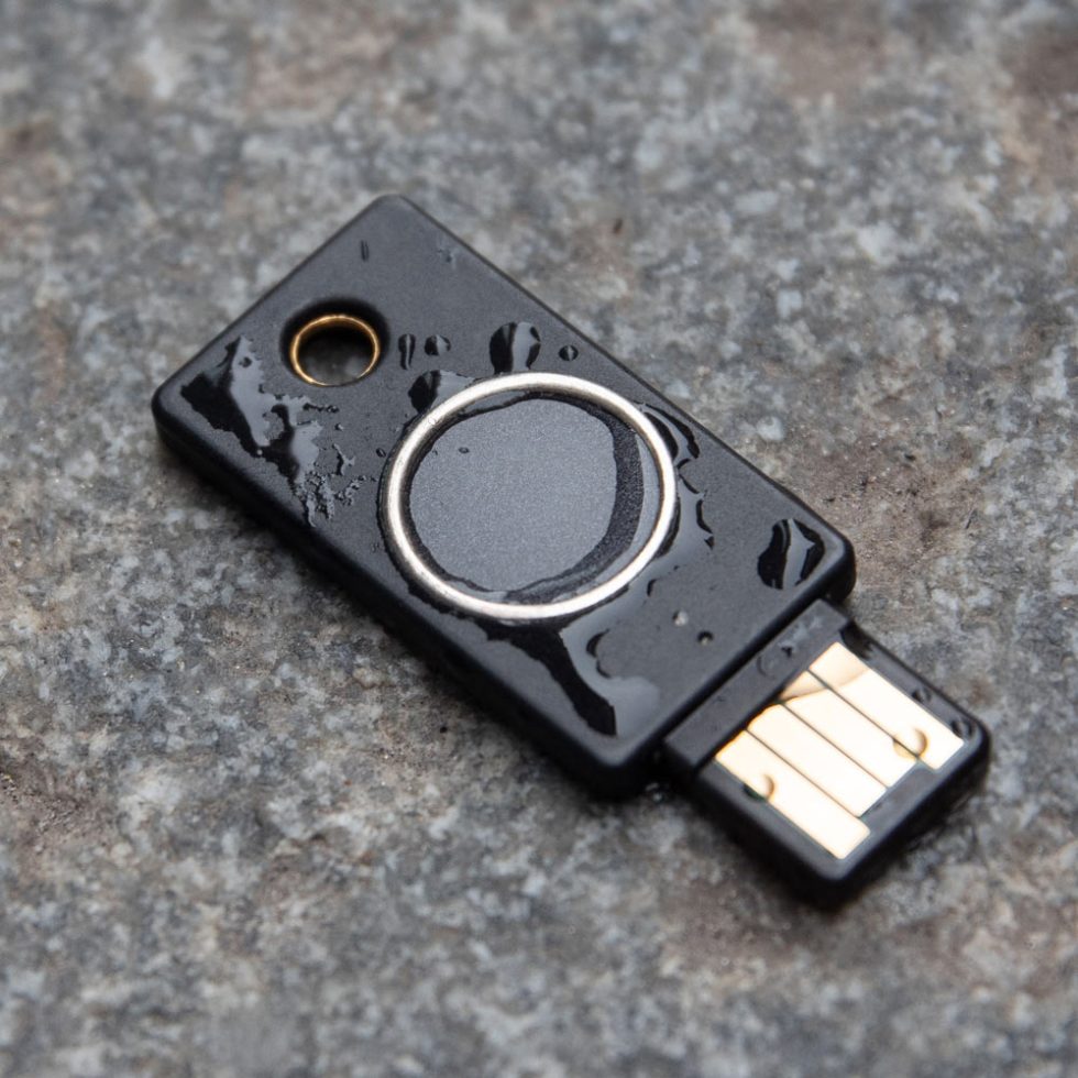 New Yubico security keys let you use fingerprints instead of passwords ...
