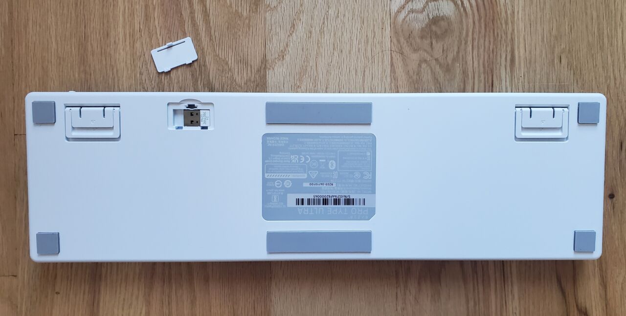 Razer Pro Type Ultra wireless keyboard review: A grown-up mechanical ...