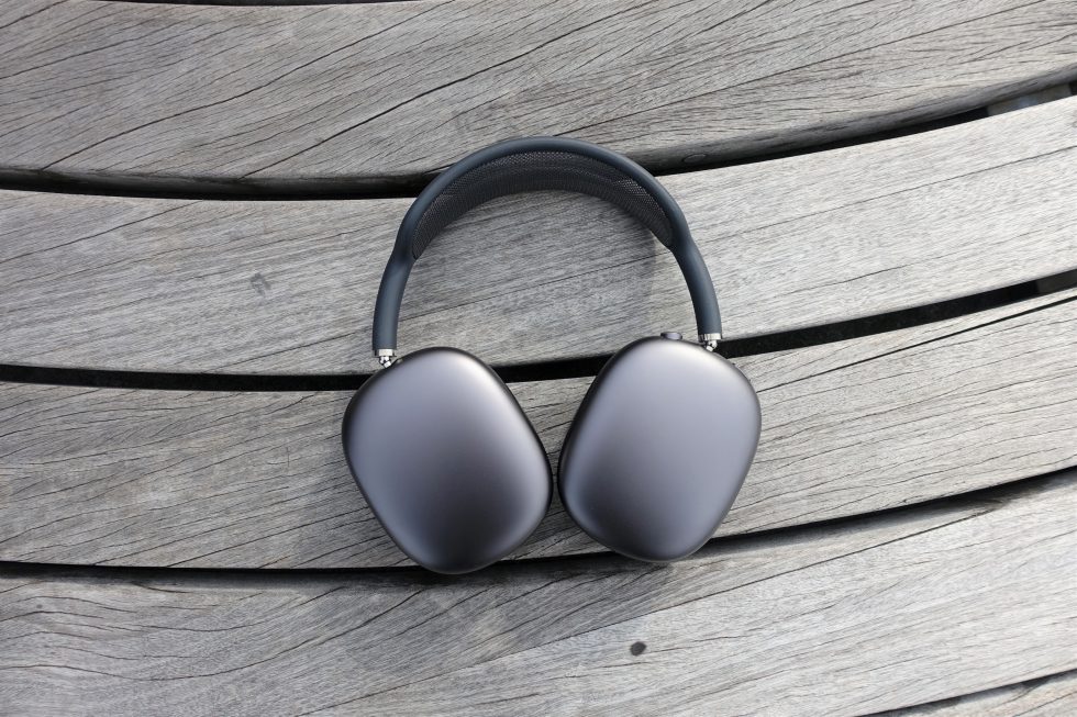 The best Black Friday 2023 headphone deals from Apple, Bose, and more ...