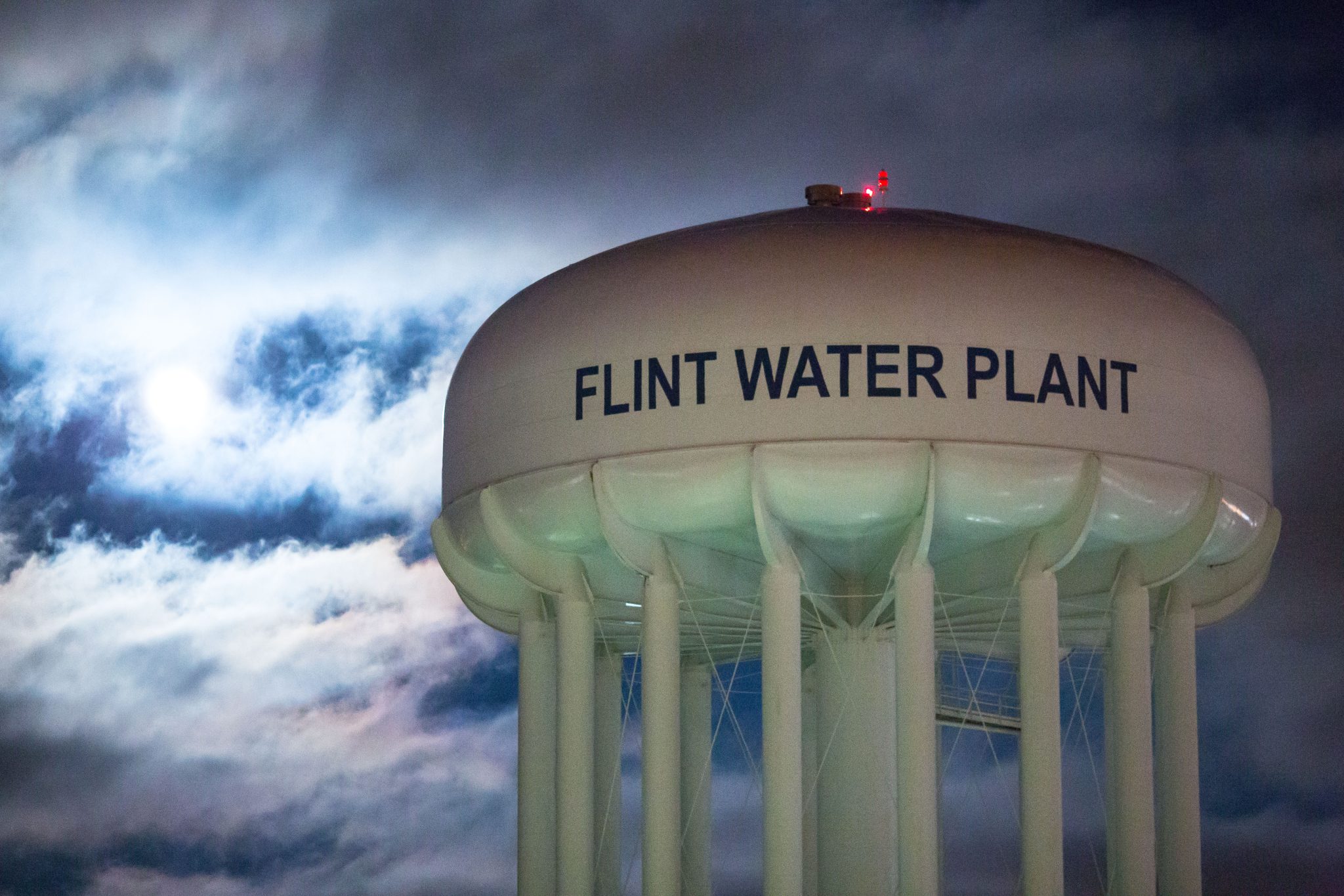 Flint water crisis costs Michigan $600 million—preventing it would have ...