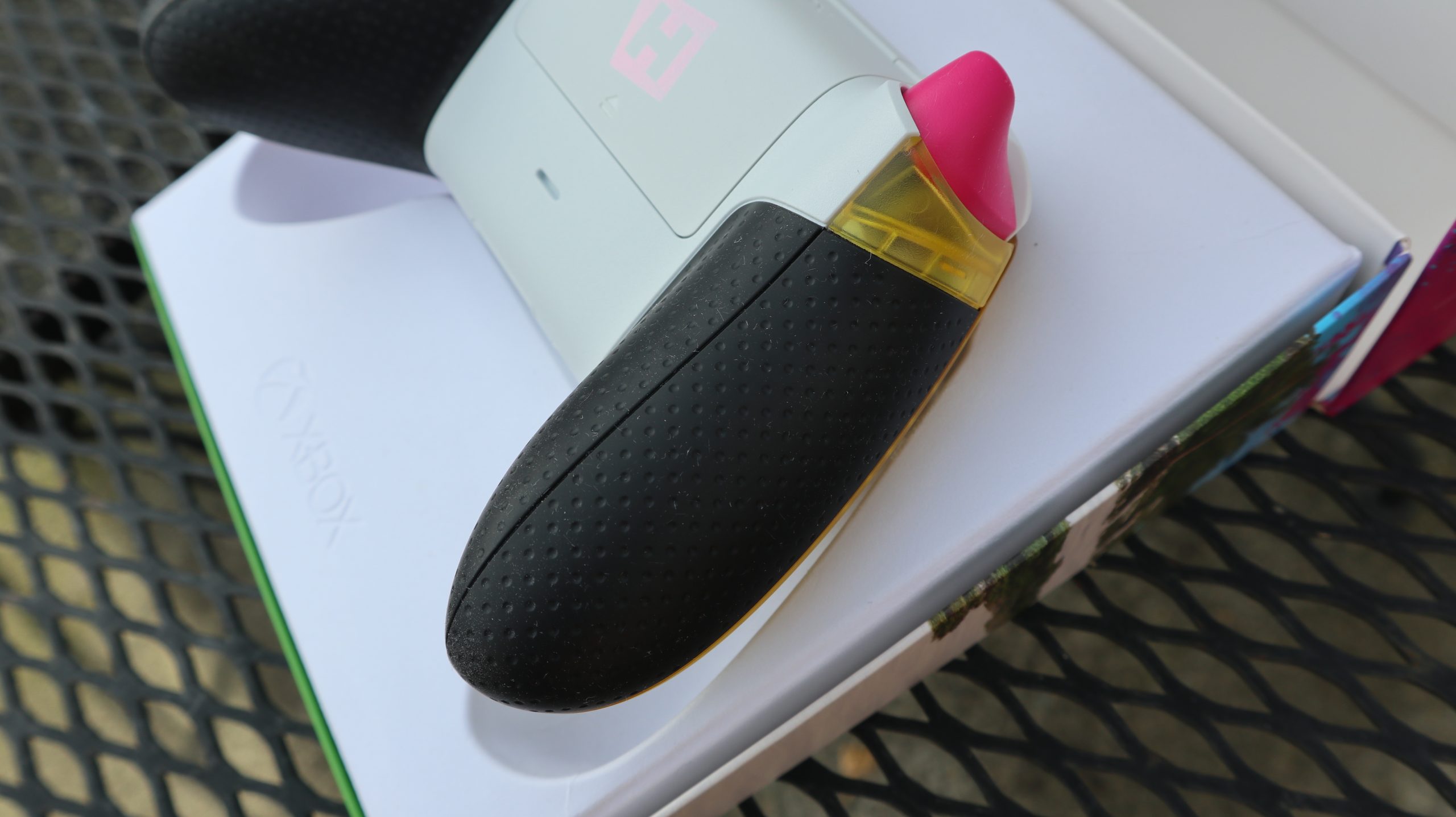 A brief love letter to Xbox’s new colorful, cool-looking Forza gamepad ...