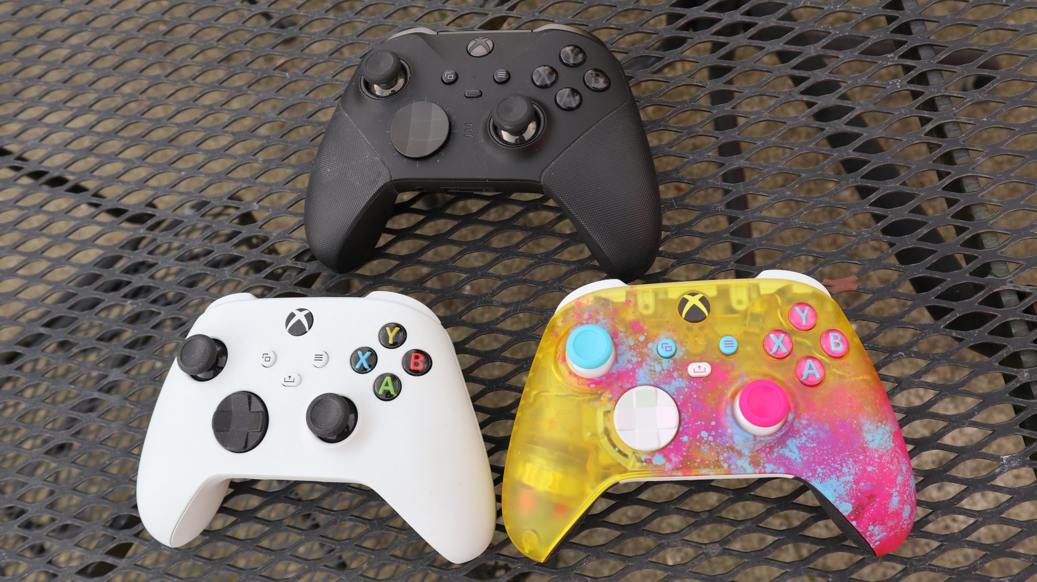 A brief love letter to Xbox’s new colorful, cool-looking Forza gamepad ...